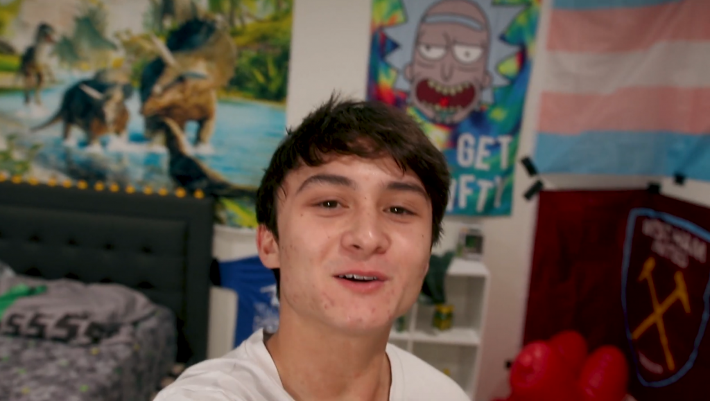 Michael Reeves Wiki, Âge, Taille, Petite Amie, Famille, Biographie et ...