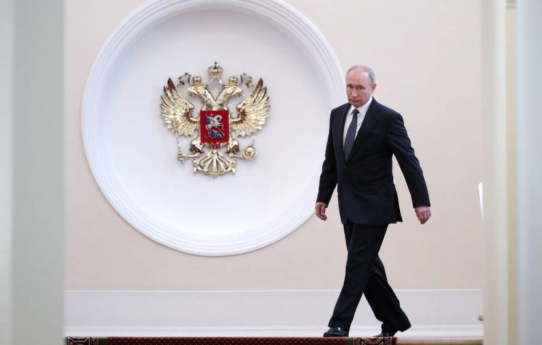 Vladimir Poutine Wiki, Taille, Âge, Femme, Famille, Biographie & Plus ...